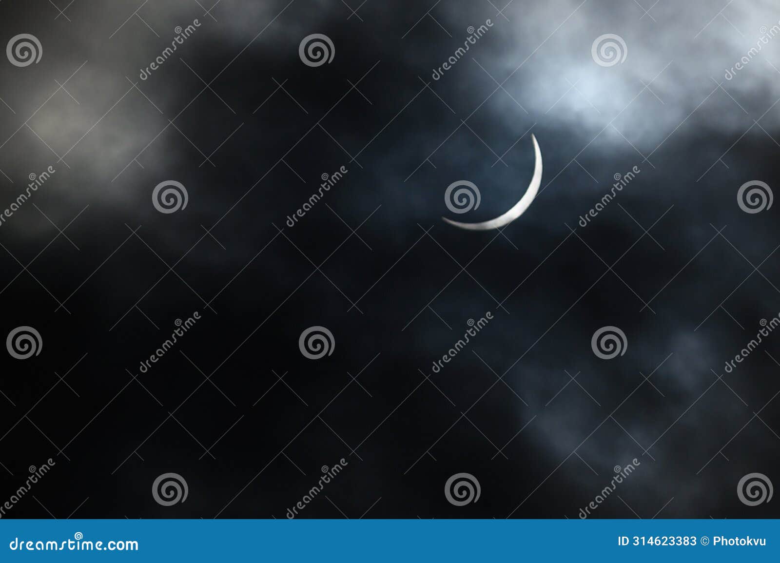 Solar eclipse in Toronto stock image. Image of star - 314623383