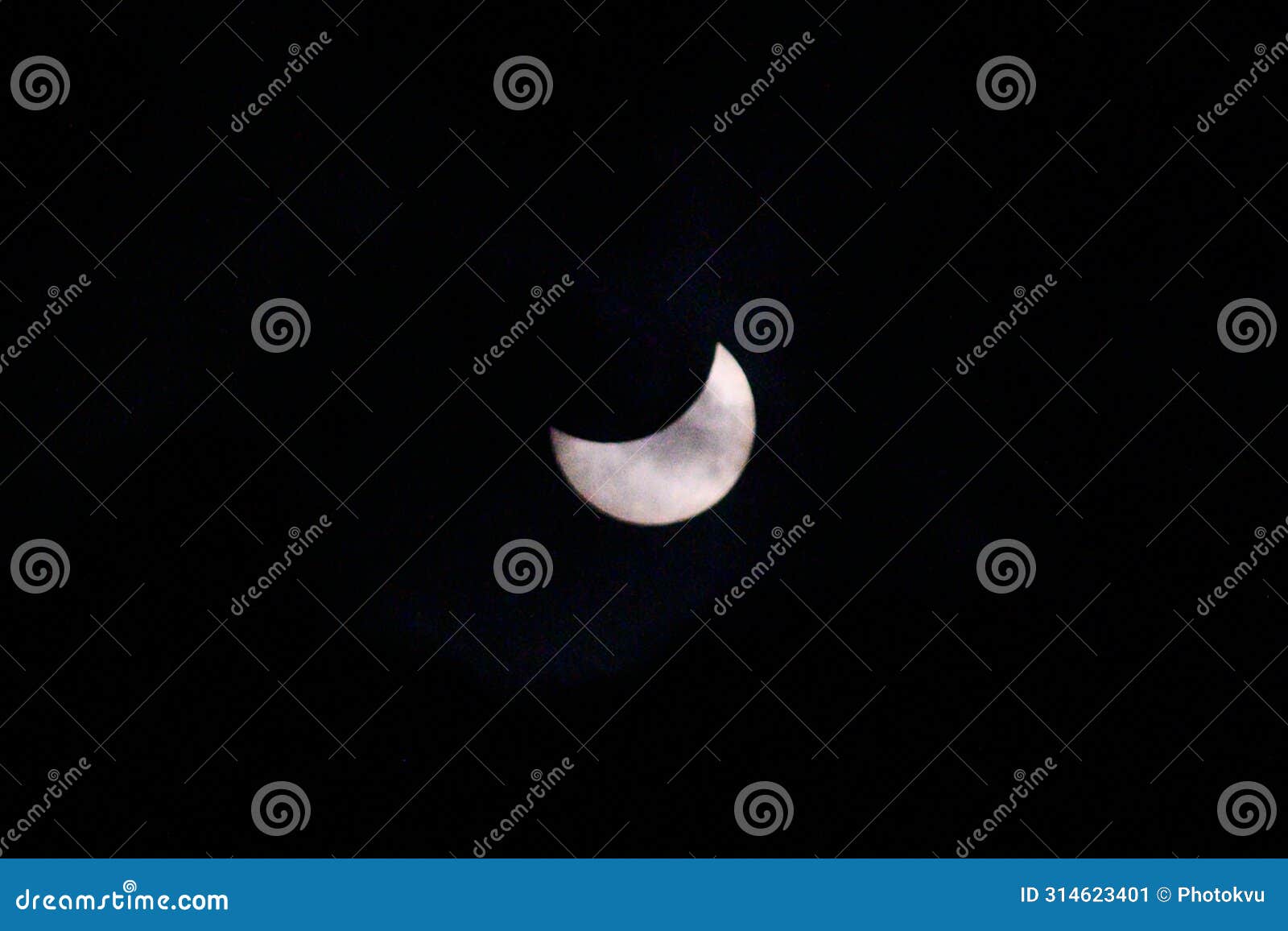 Solar eclipse in Toronto stock image. Image of darkness - 314623401