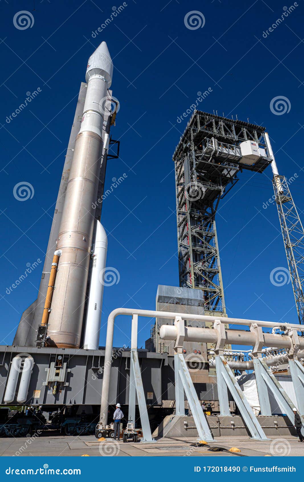 Solar Orbiter Spacecraft Bein Moved To Lauchpad Editorial Image - Image ... Solar Orbiter Spacecraft Bein Moved To Lauchpad Editorial Image - Image ...