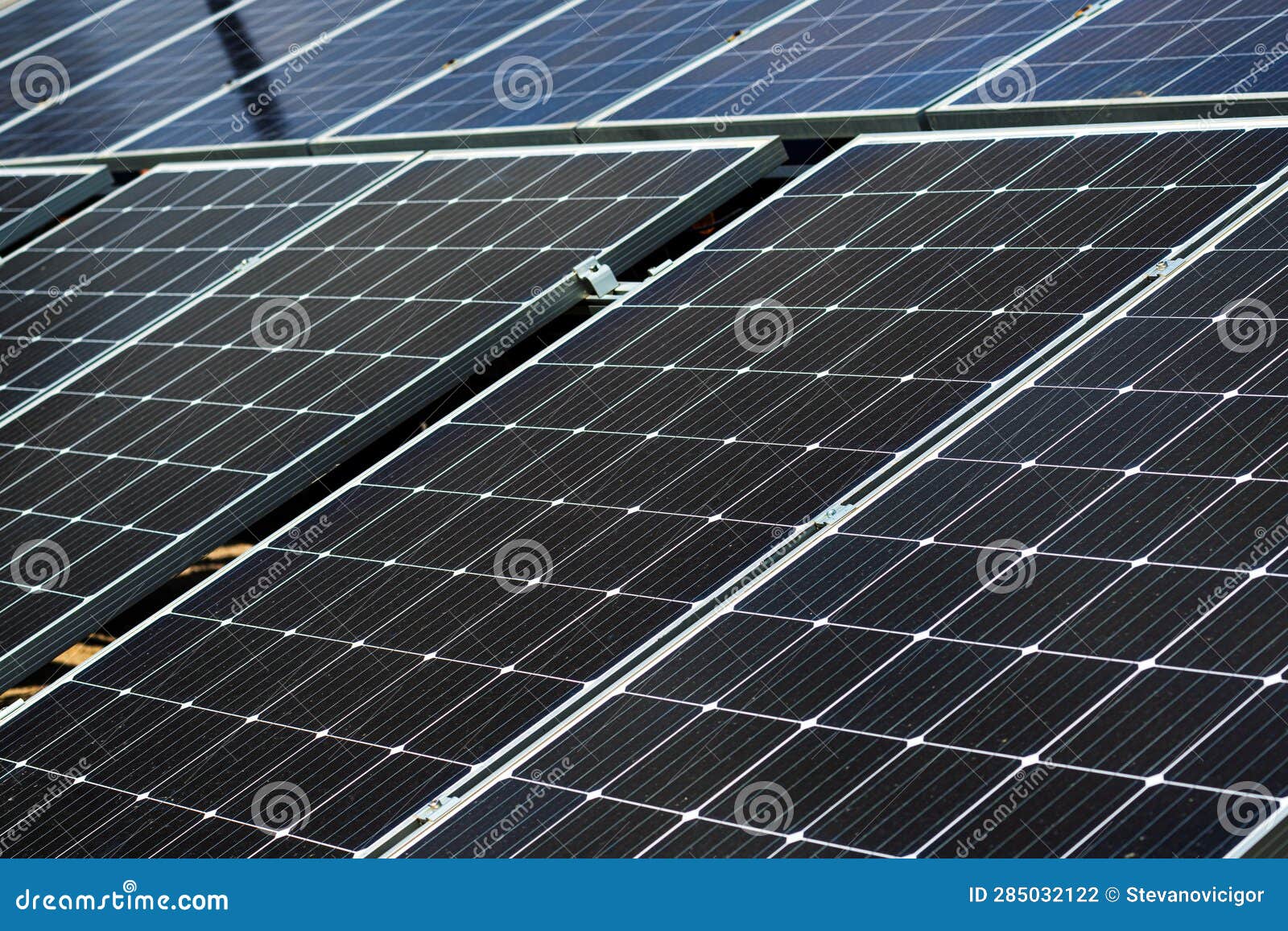 Solar Panel Device that Converts Sunlight into Electricity by Using ...