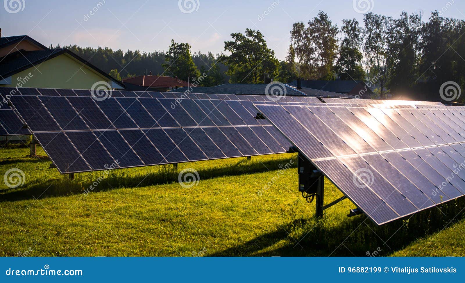 Solar Panels, Alternative Electricity Source, Solar Panels in the ...