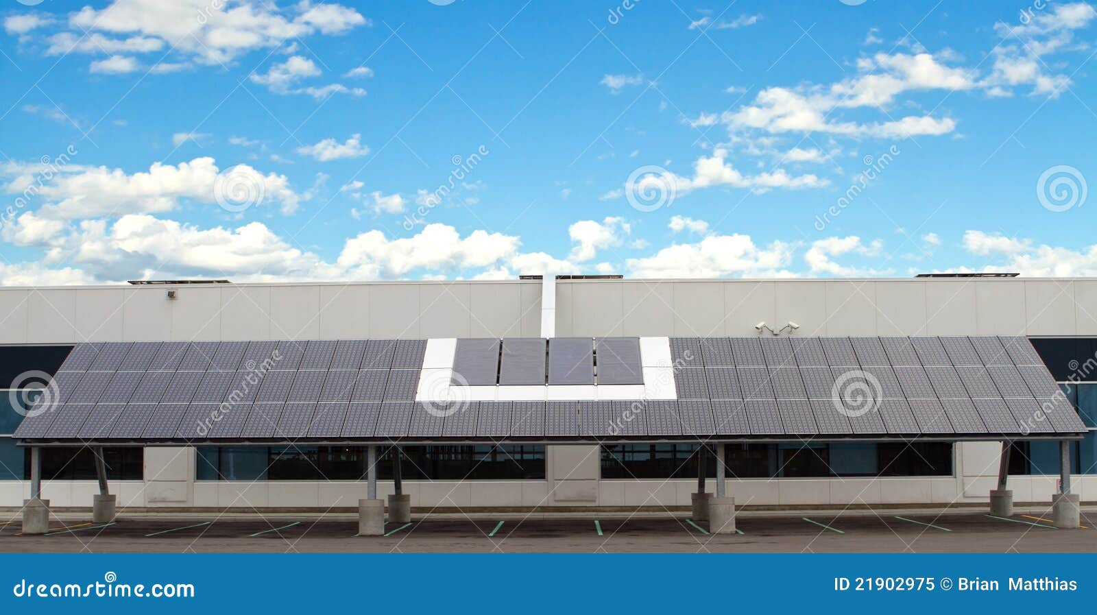 Solar Panels on Building stock image. Image of panels - 21902975