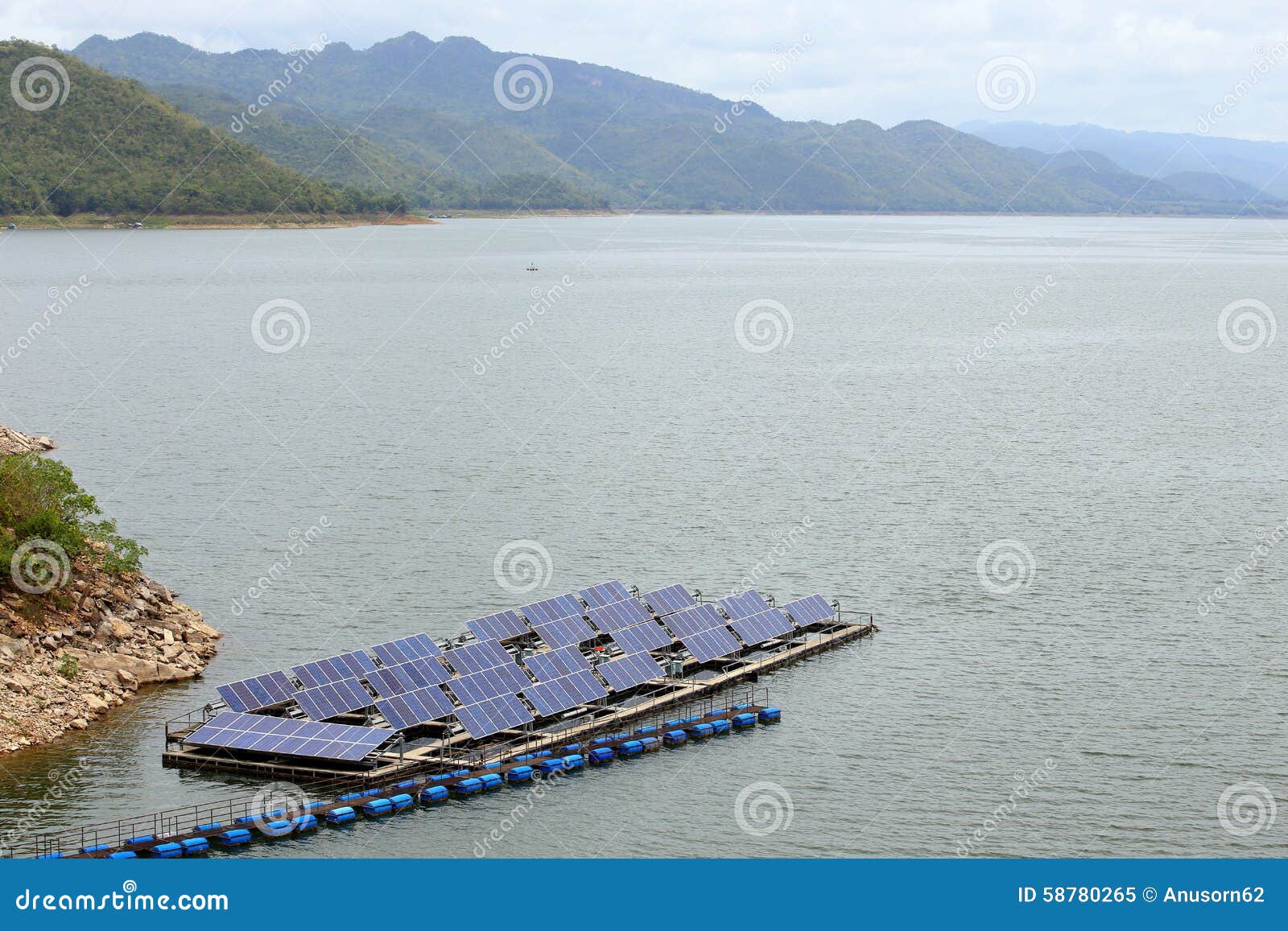Solar Panels on the Water at Srinakarin Stock Image - Image of asian ...