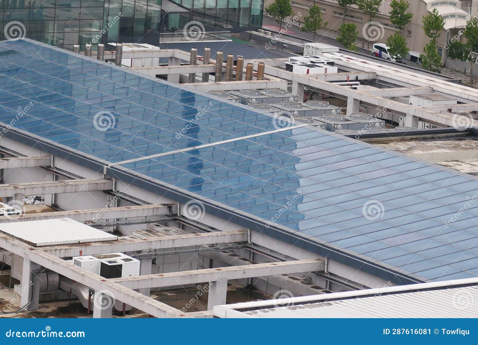 Solar Pannels on a Roof Top Stock Image - Image of light, green: 287616081