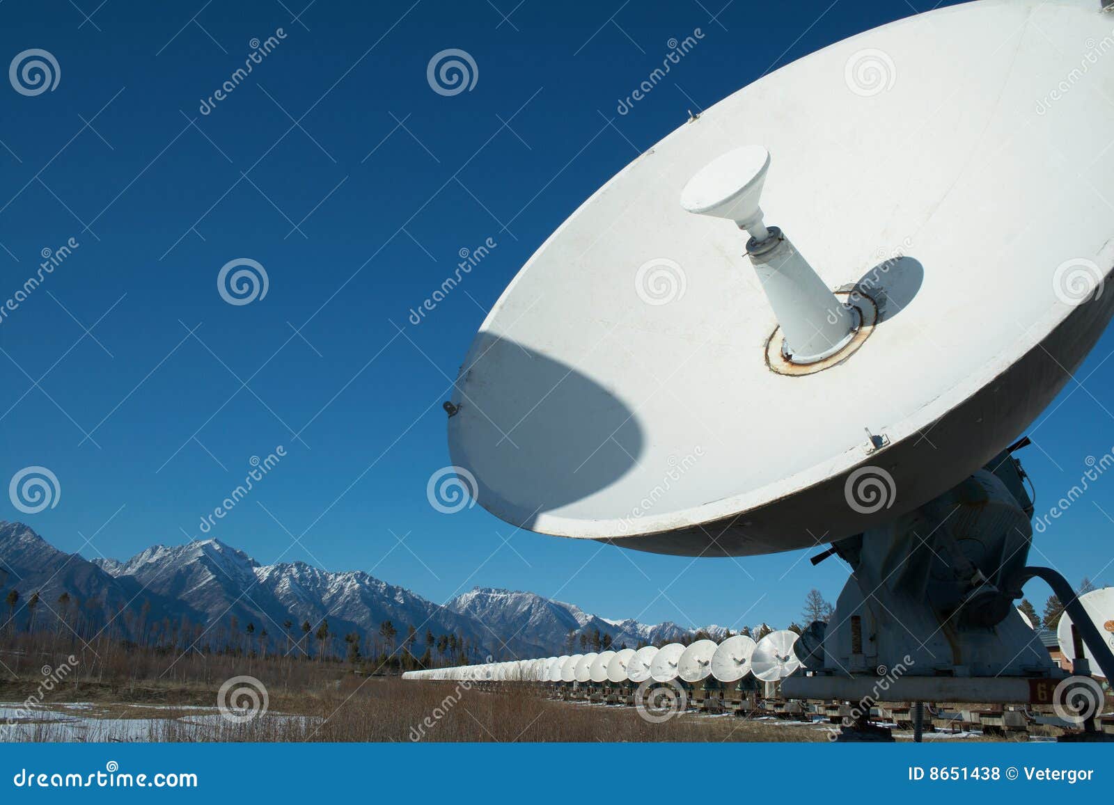 Solar radio telescope stock photo. Image of magnetic, scientific - 8651438