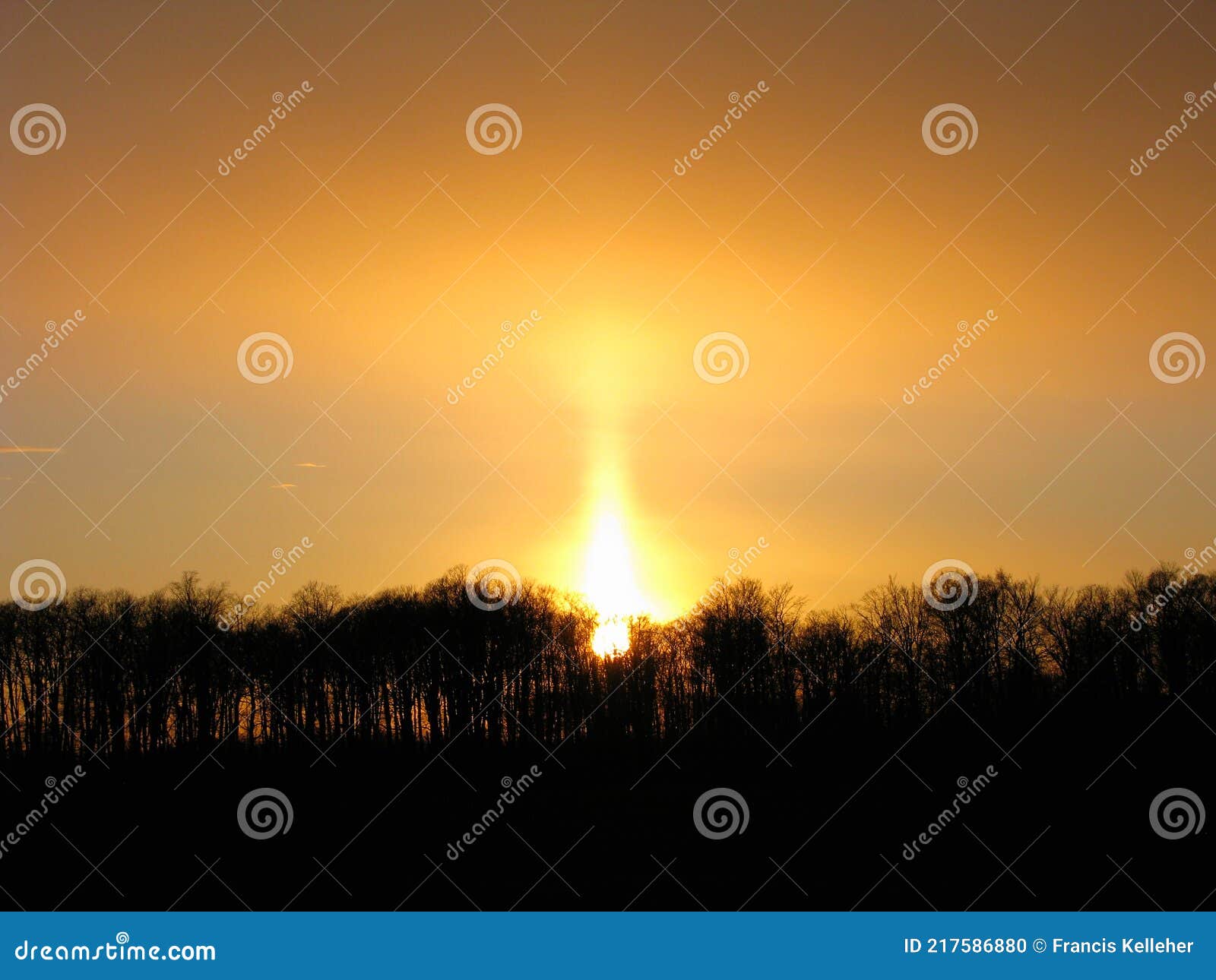 Solar Streak stock photo. Image of cloud, streak, dusk - 217586880
