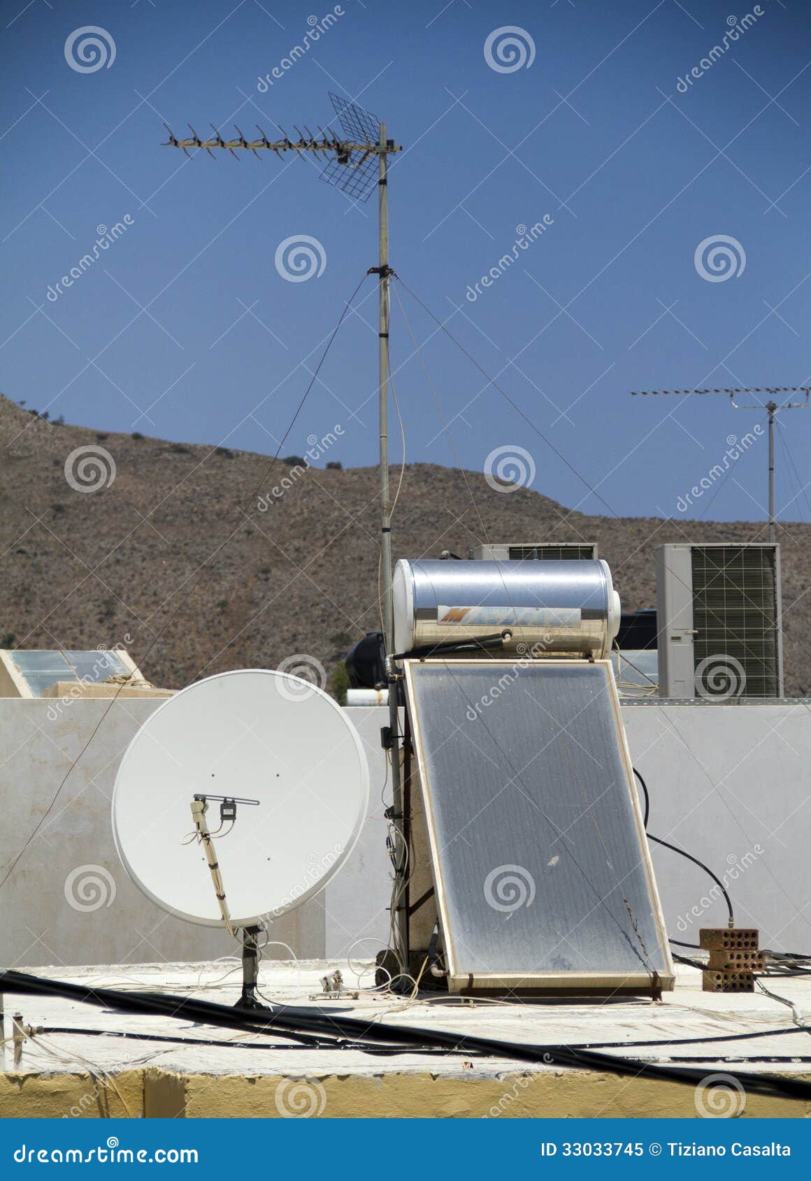 Solar Water Heater stock image. Image of reflective, sunny - 33033745