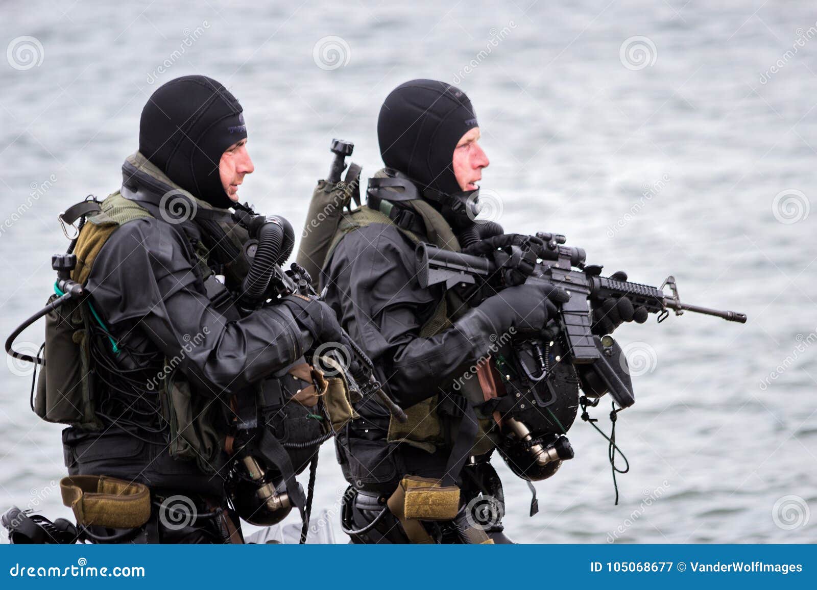 Soldat De Plongeur De Combat De Forces Spéciales Photographie éditorial ...