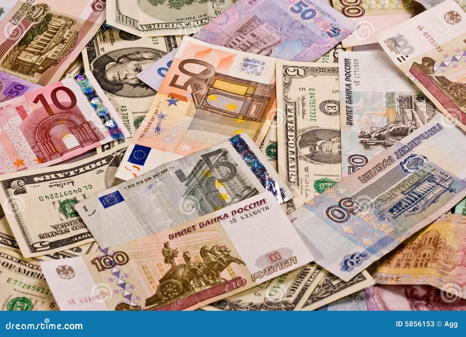 Soldi immagine stock. Immagine di banca, carta, note, dollaro - 5856153