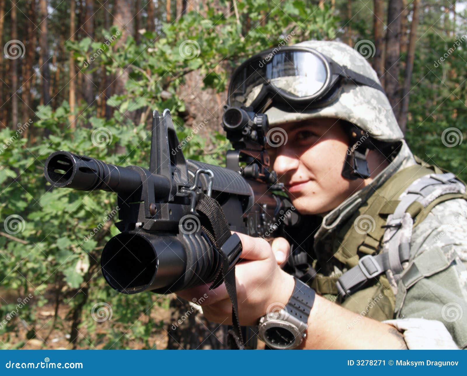 Soldier Aiming with M4 Carbine Stock Image - Image of forest, muzzle ...