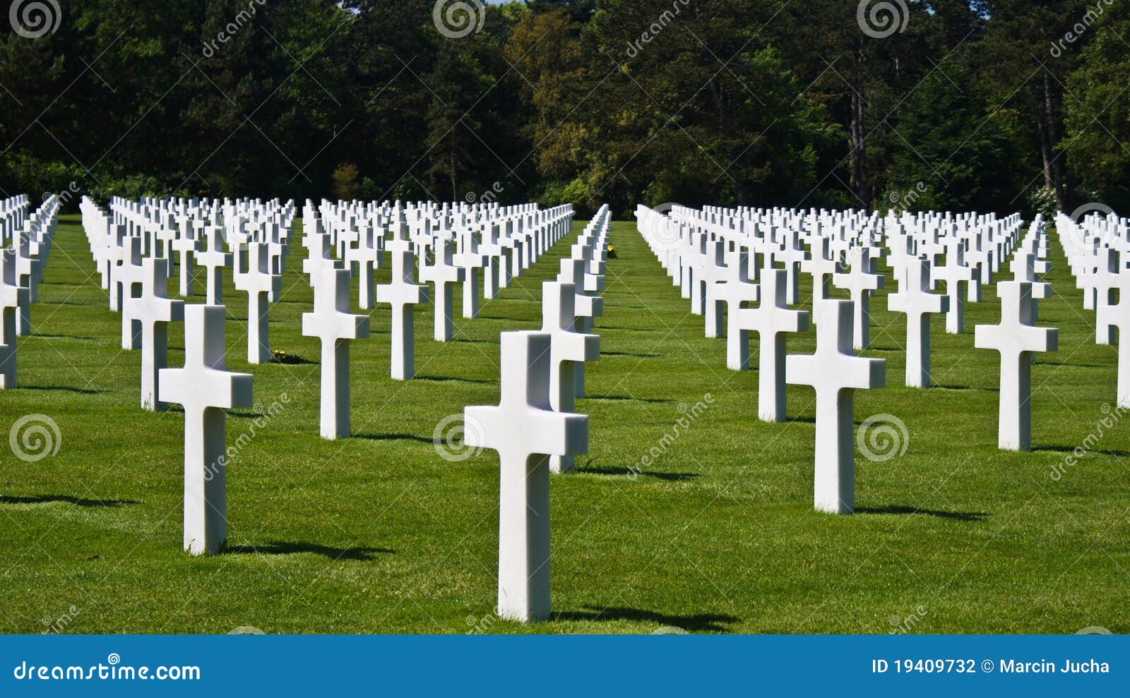Soldier Cemetery in Normandy Stock Photo - Image of wwii, omaha: 19409732
