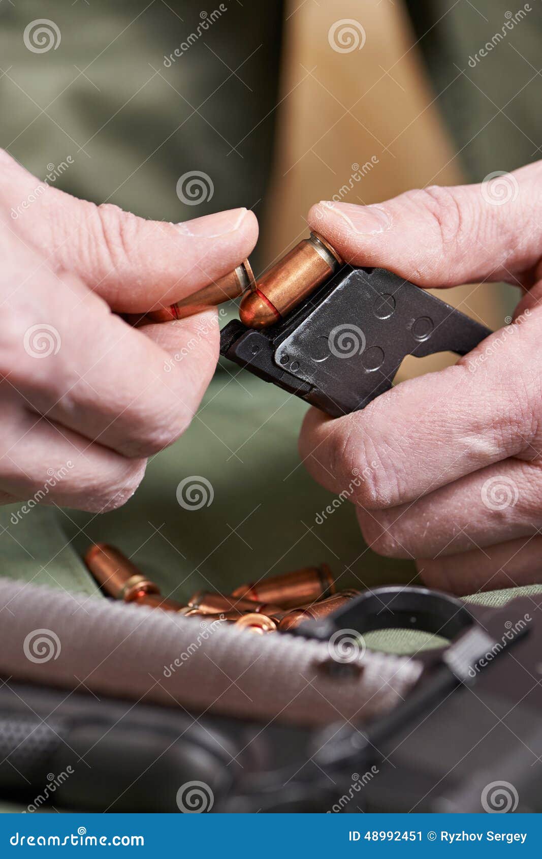 Soldier Load Ammo in Clip Colt Stock Image - Image of dangerous, clip ...