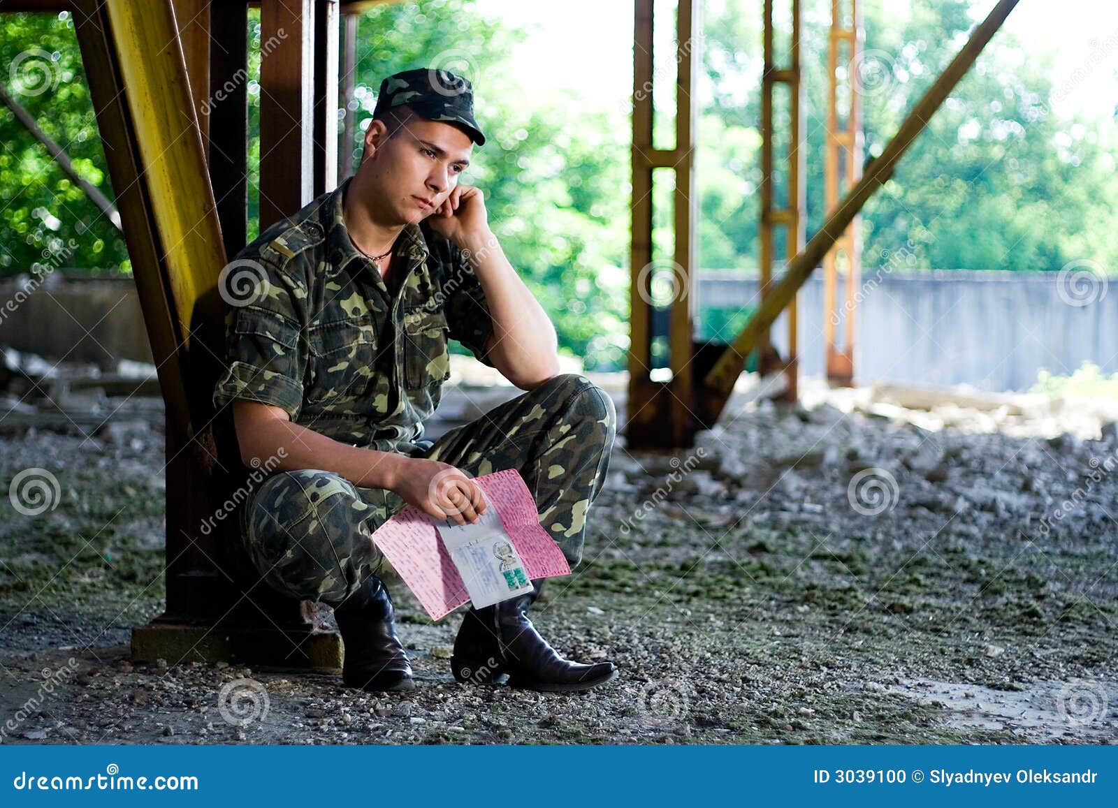Soldier thinks stock photo. Image of beret, adult, pressure - 3039100