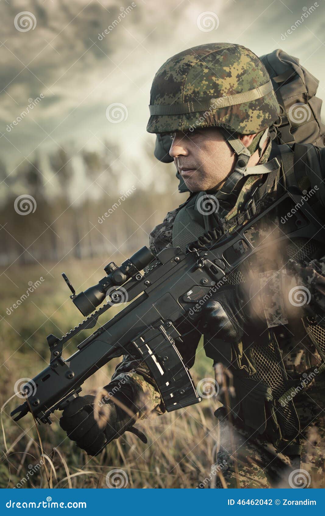 Soldier at War in the Swamp Stock Photo - Image of assault, alert: 46462042