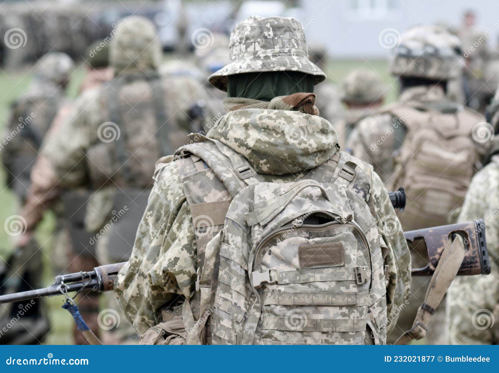 Soldiers with Assault Rifles from the Back Editorial Photography ...