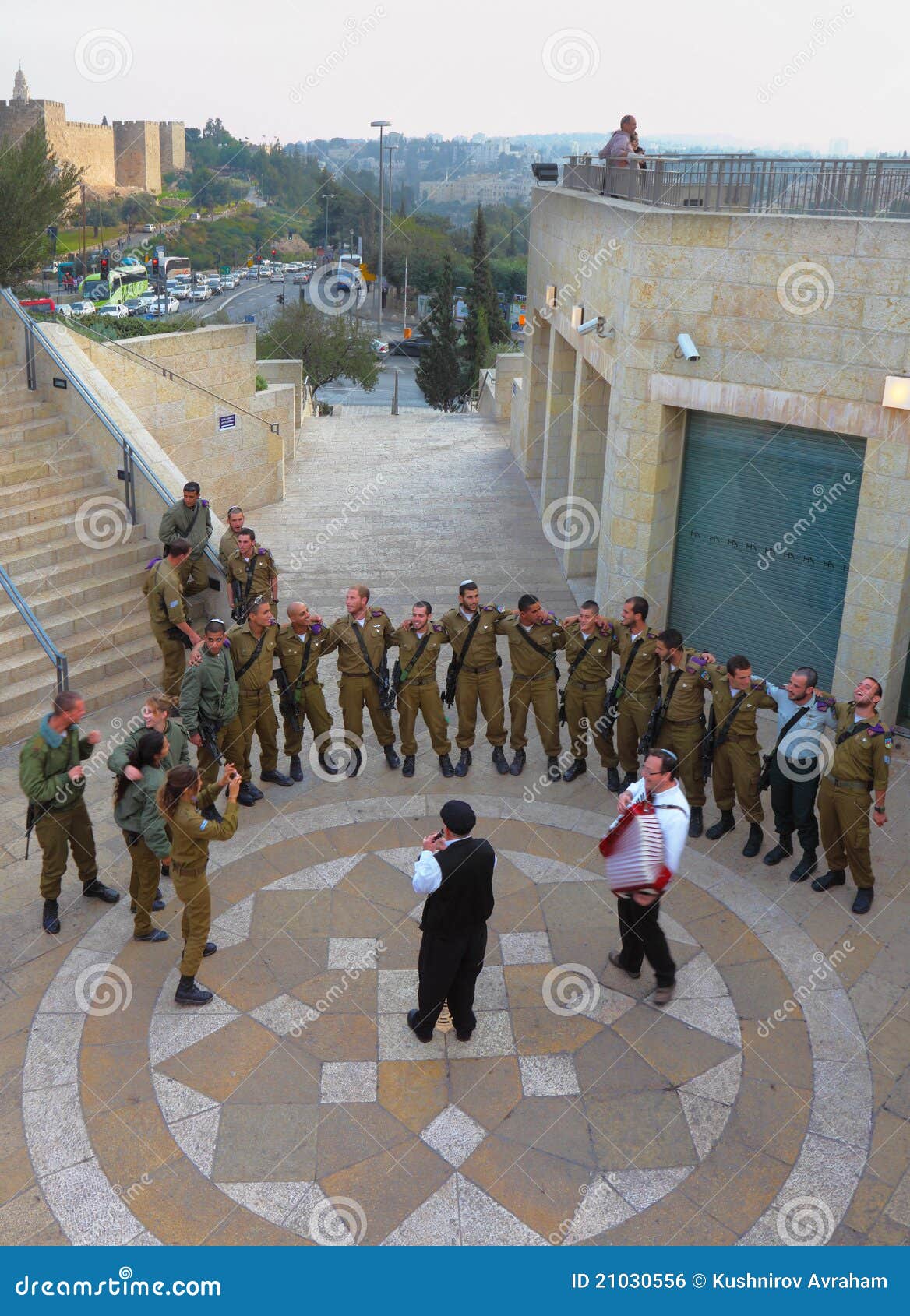 The soldiers are dancing editorial photo. Image of instrument - 21030556