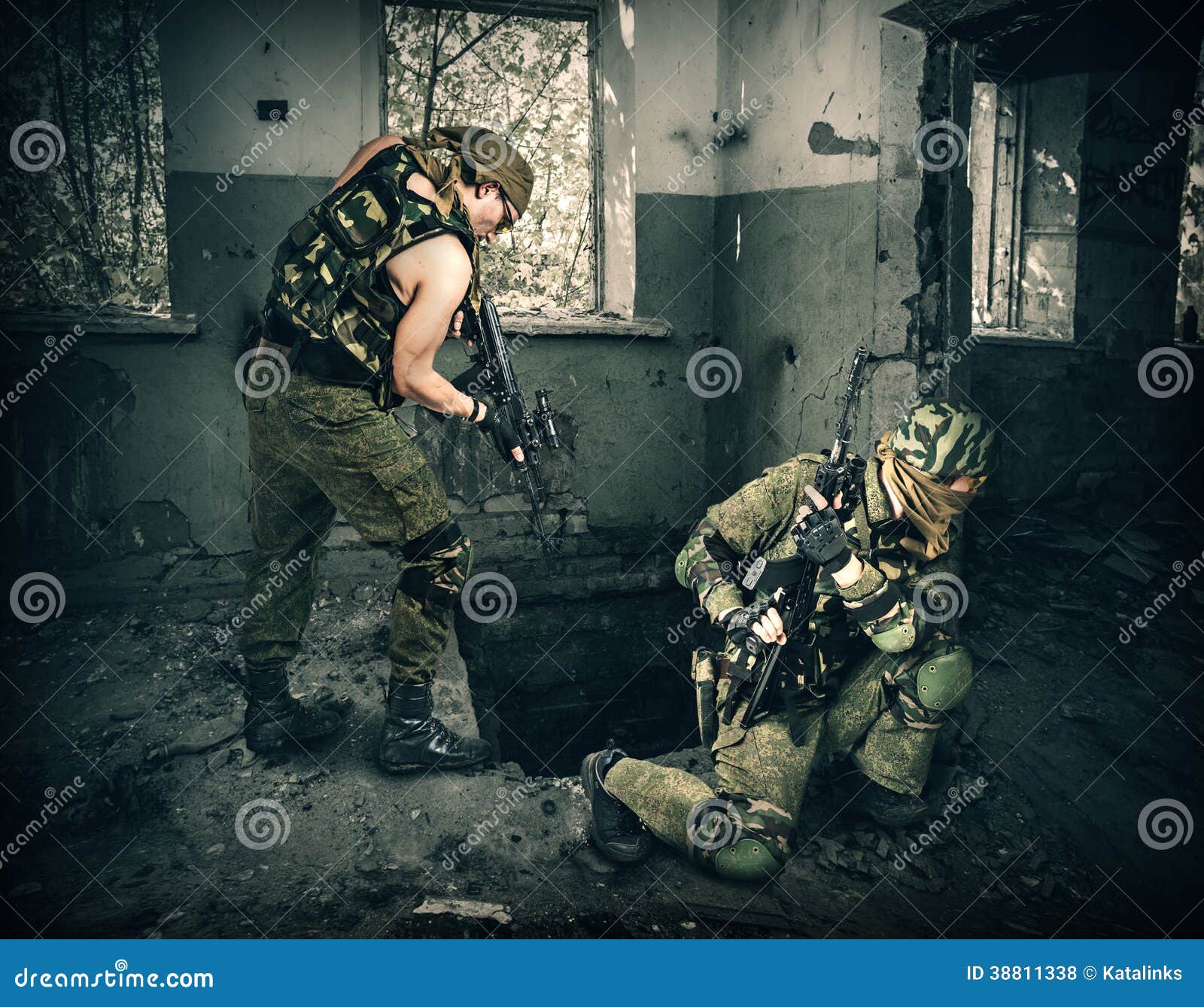 Soldiers in Full Gear Stormed the Building Stock Photo - Image of army ...