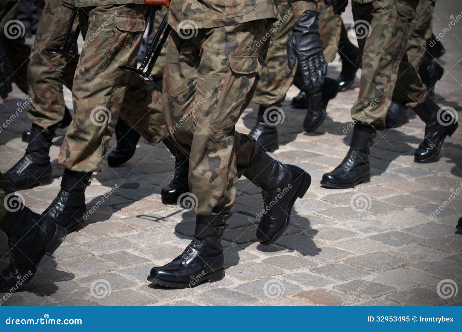 Soldiers March in Formation Stock Image - Image of duty, navy: 32953495