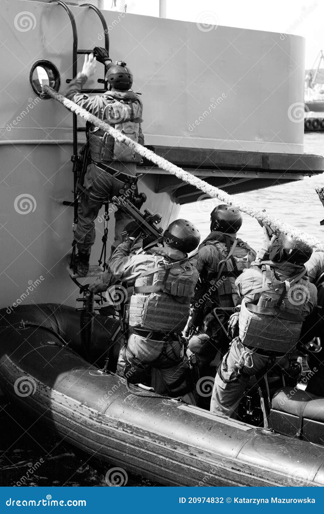 Soldiers Marines ( Sea Commandos ) Boarding a Ship Stock Photo - Image ...