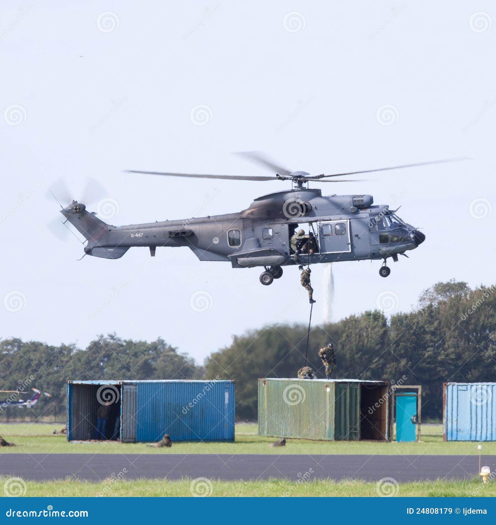 Soldiers using fast rope editorial stock image. Image of military ...