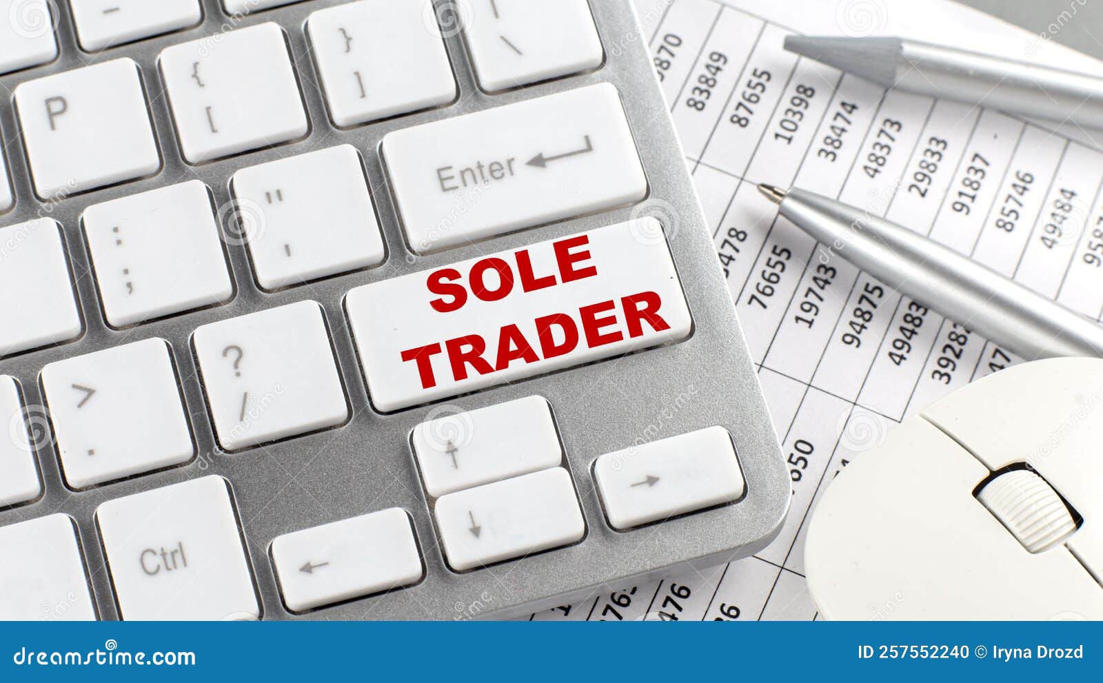 SOLE TRADER Text on a Keyboard Wirh Chart and Pencil Stock Photo ...