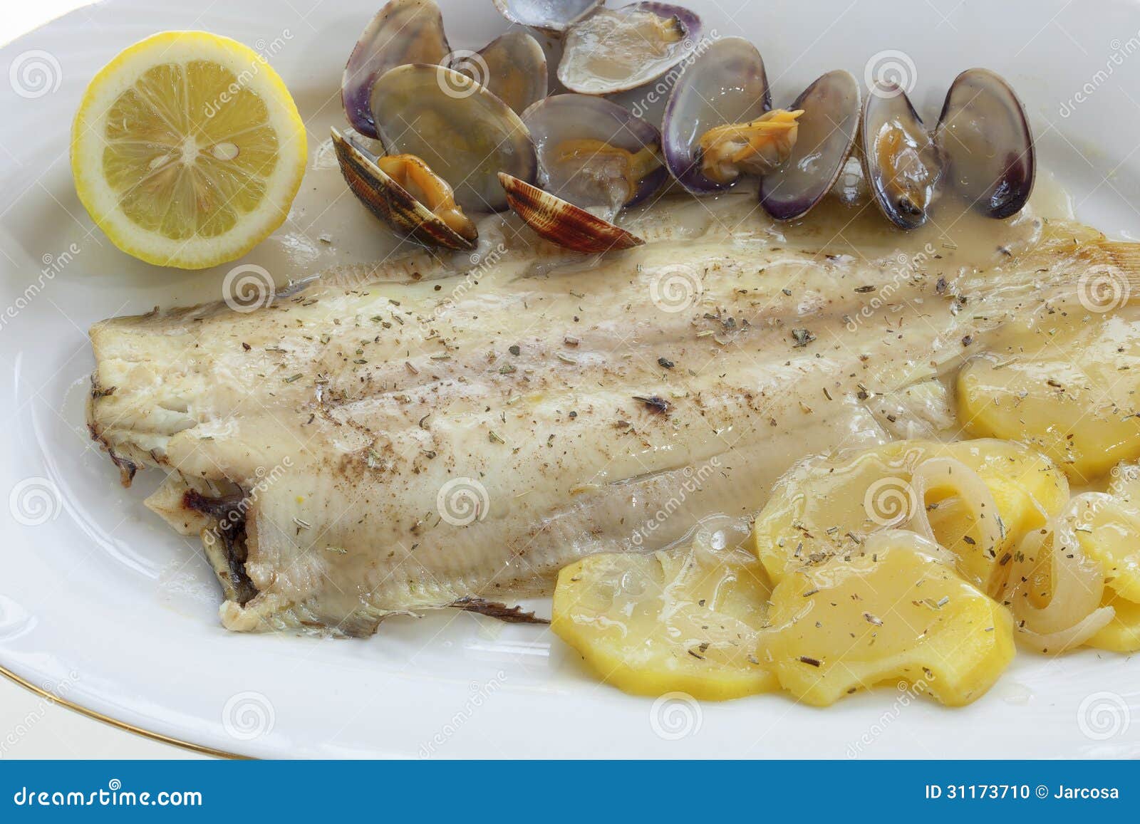 Solha cozida foto de stock. Imagem de azeitona, batata - 31173710