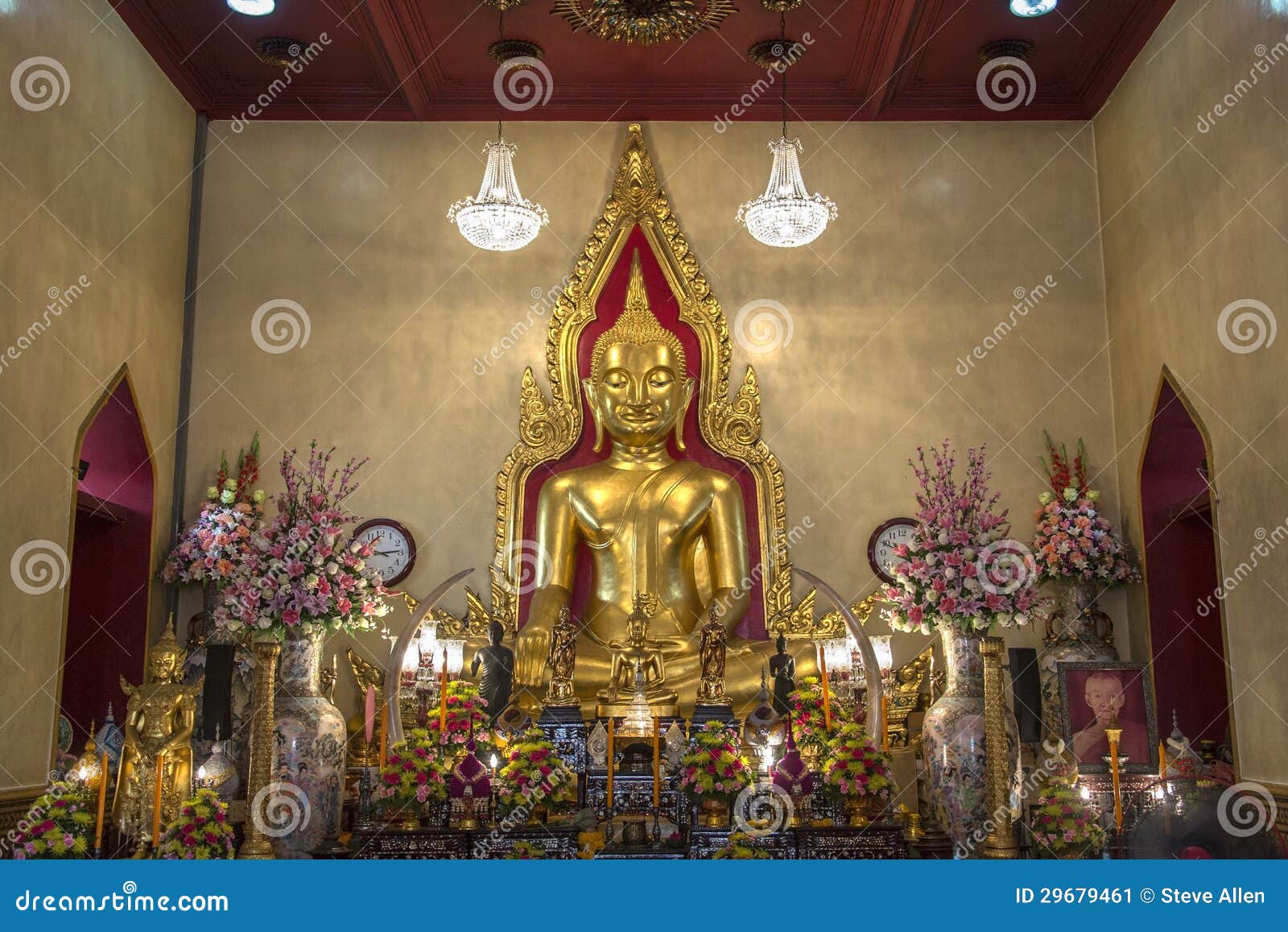 Solid Gold Buddha - Bangkok - Thailand Editorial Photo - Image of ...