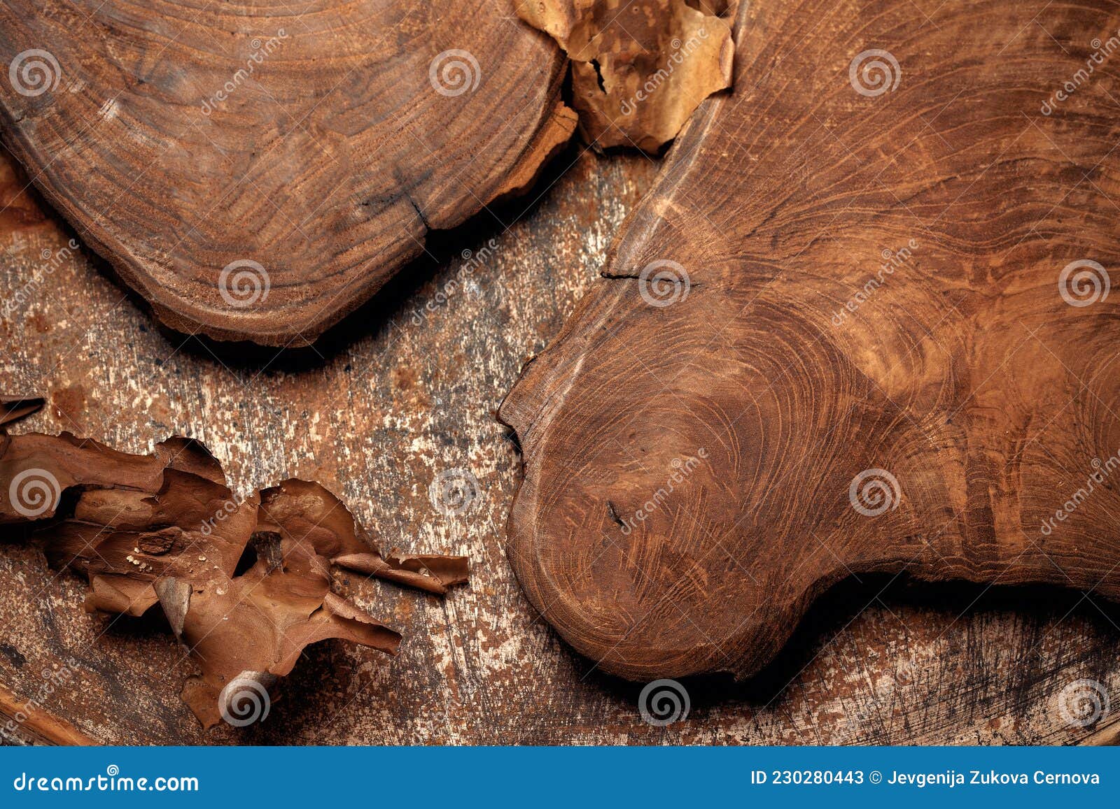 Solid Oak Cutting Board and Pine Tree Bark on Rust Metal Background ...