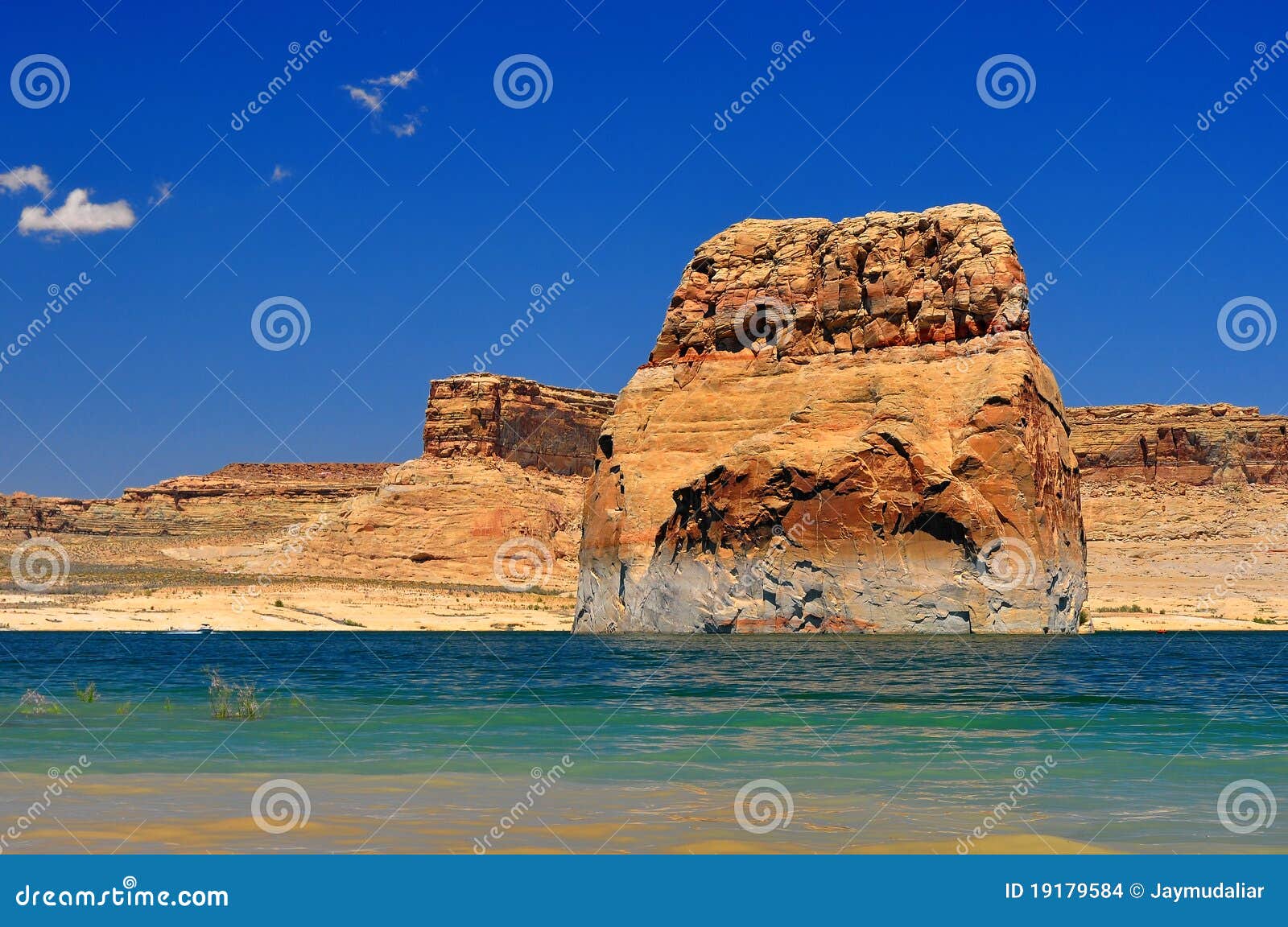Solitary Rock in the Middle of Lake Powell Stock Photo - Image of ...