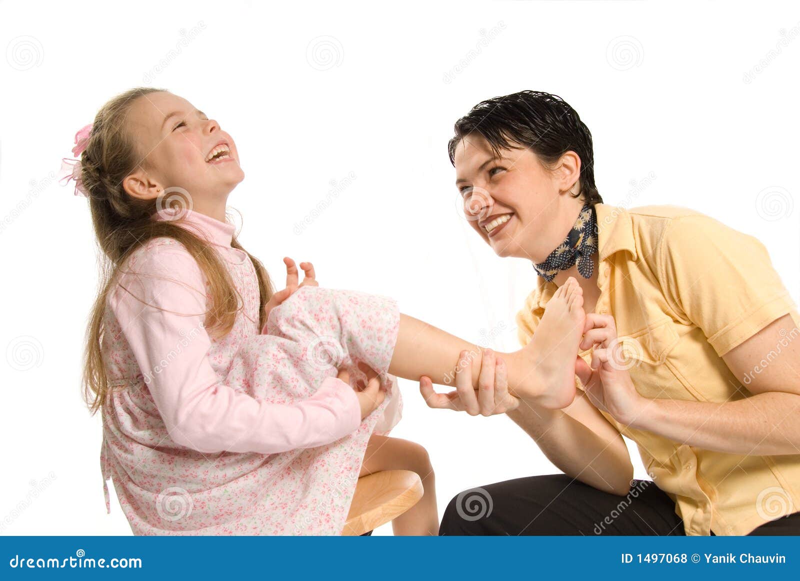 Solletico fotografia stock. Immagine di divertimento, sorella - 1497068