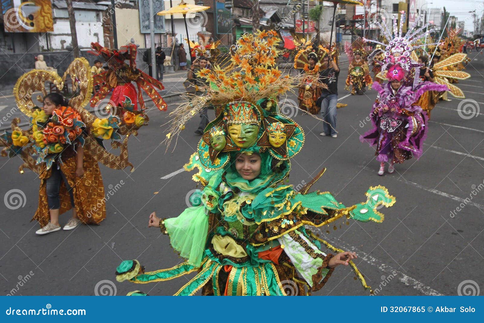 Solo batik carnival editorial image. Image of happiness - 32067865