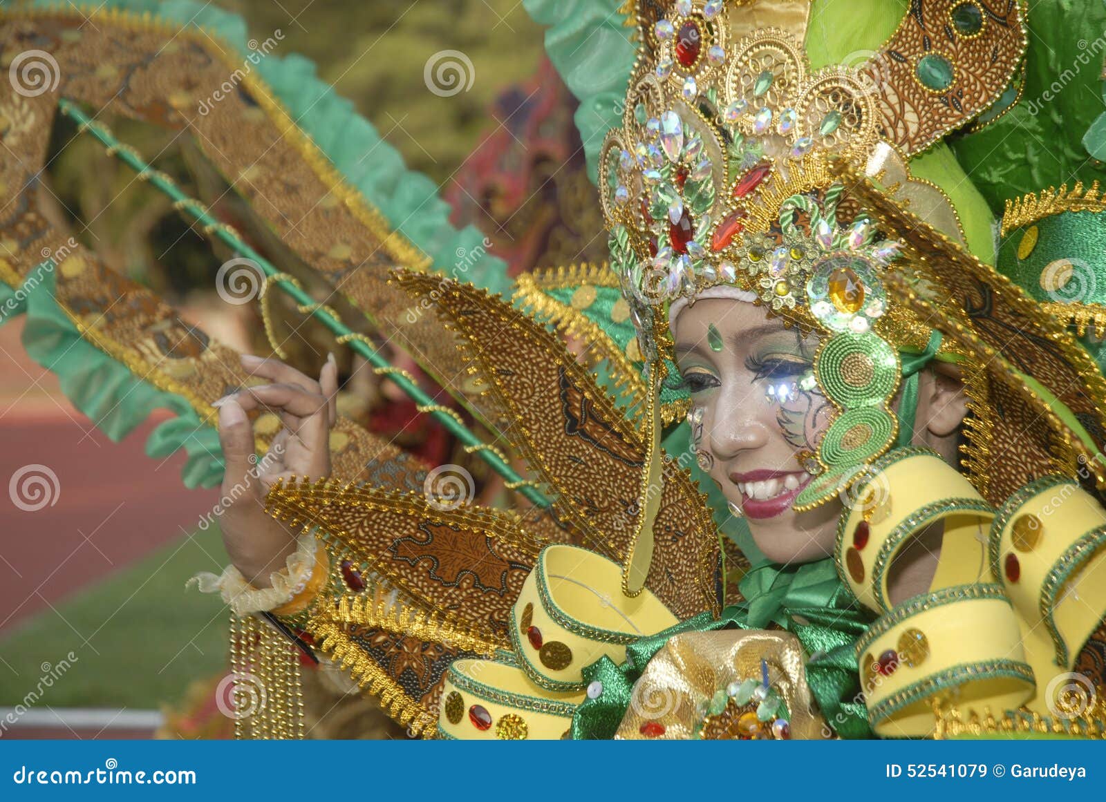 The 2015 SOLO BATIK CARNIVAL PLAN Editorial Stock Image - Image of ...