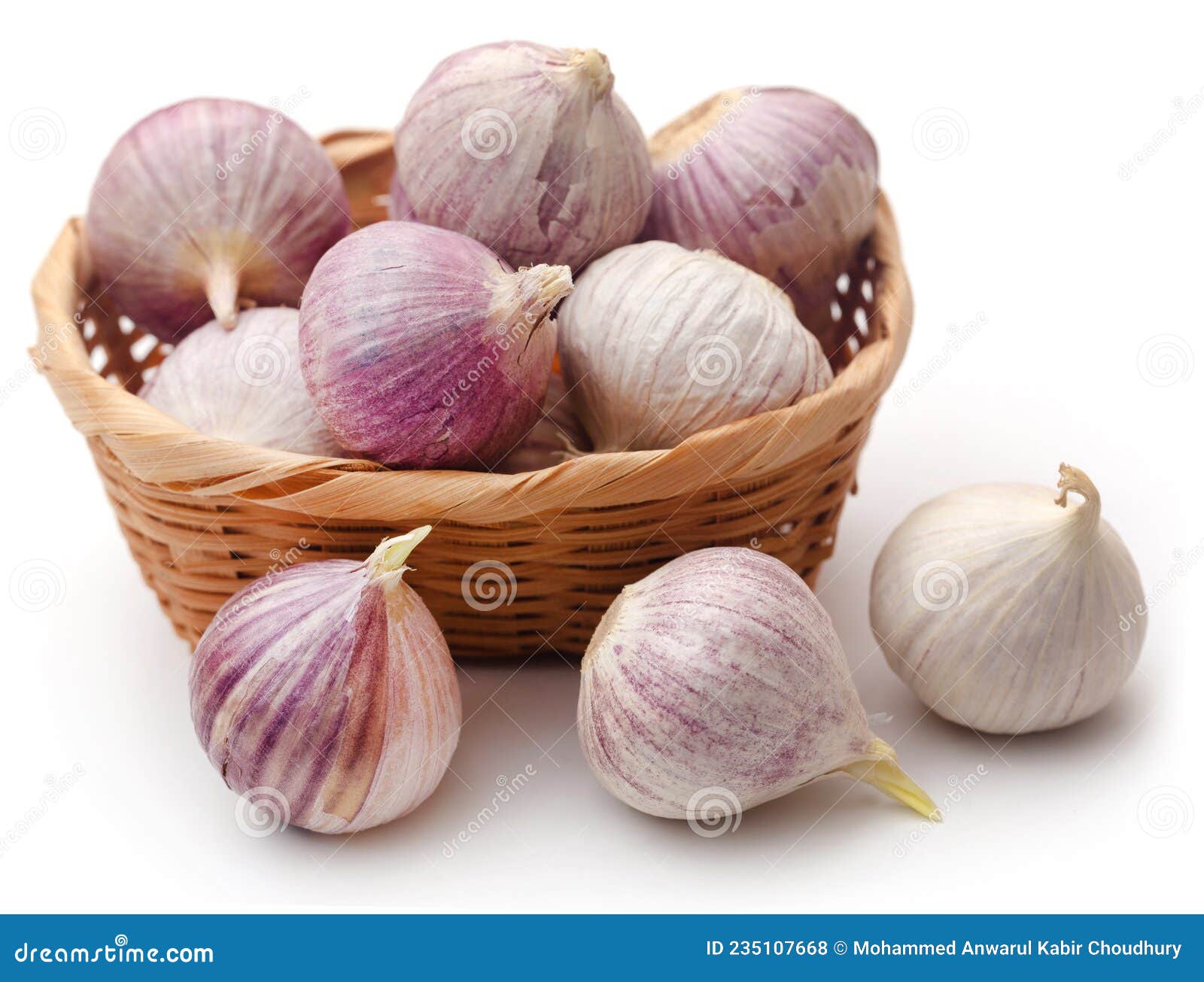 Solo or Single Clove Garlic Stock Photo - Image of basket, background ...
