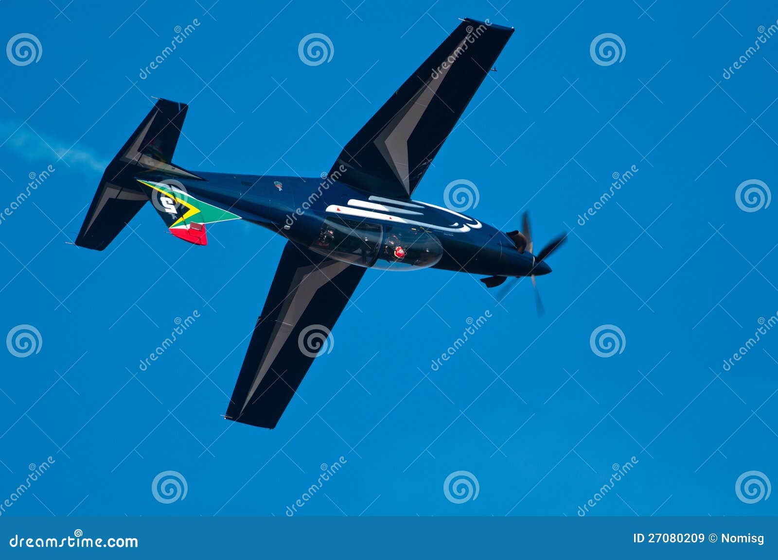 Soloist Silver Falcon roll editorial stock image. Image of saaf - 27080209