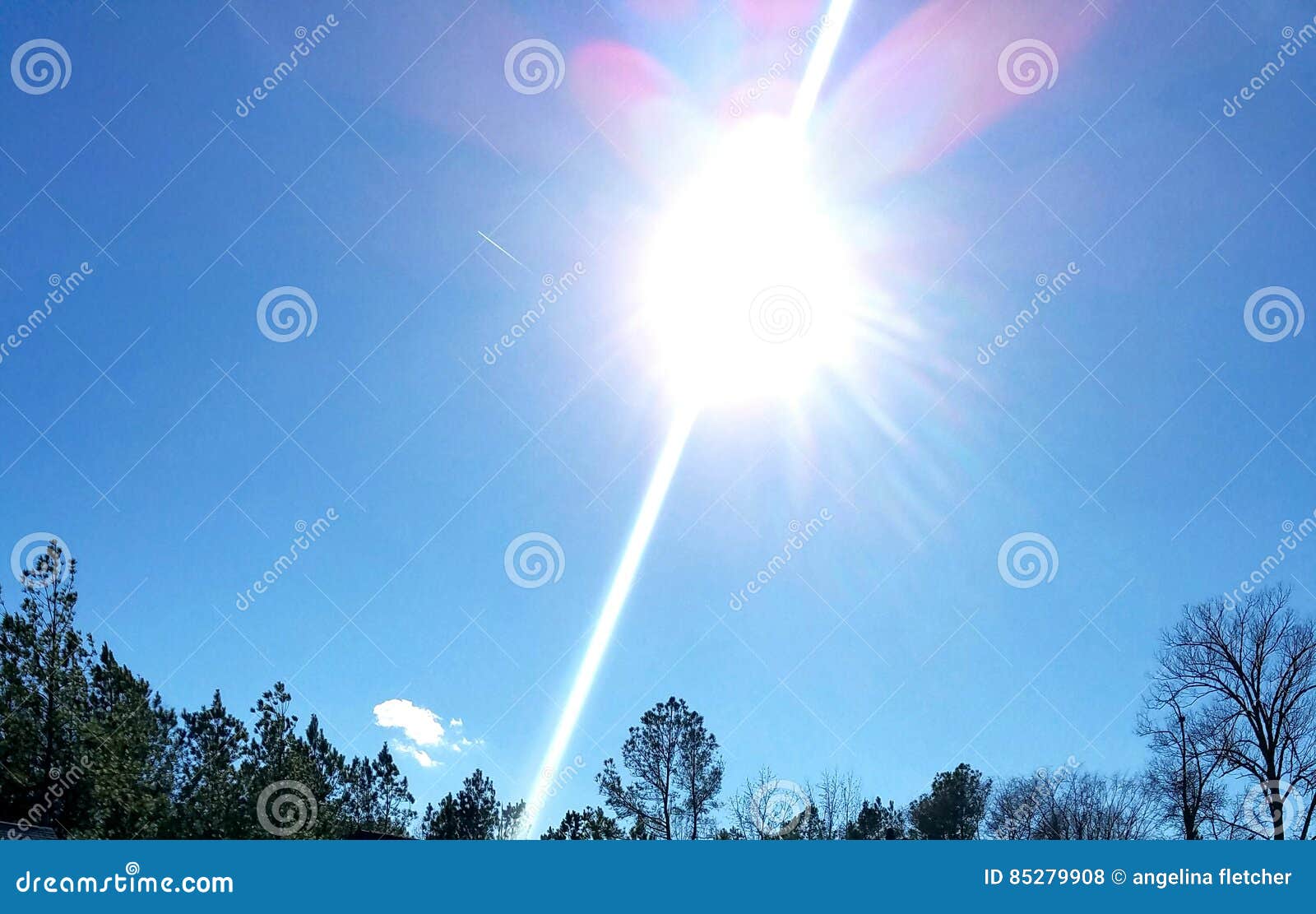 Solsken arkivfoto. Bild av skina, vinter, brigham, solsken - 85279908