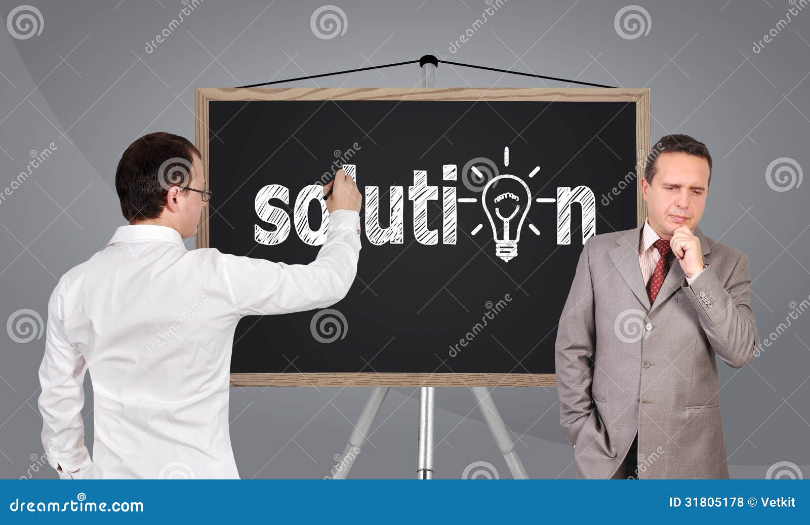 Solution De Dessin Sur Le Tableau Noir Photo stock - Image du visage ...