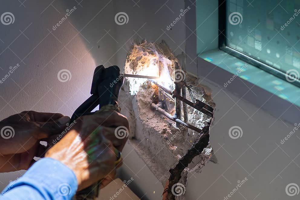 Solved Lintel Failure Problem in Reinforced Concrete Lintel Stock Image ...