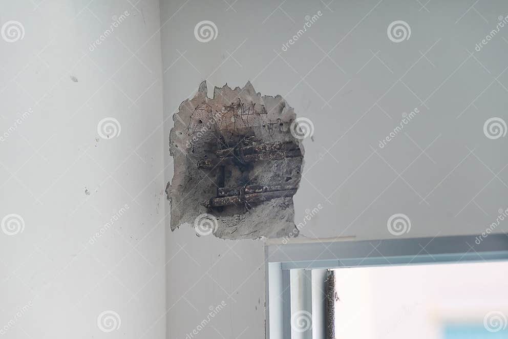 Solved Lintel Failure Problem in Reinforced Concrete Lintel Stock Image ...