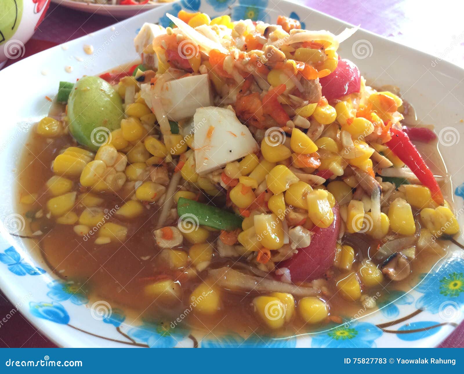Som Tam stock afbeelding. Image of kantine, vlees, groen - 75827783