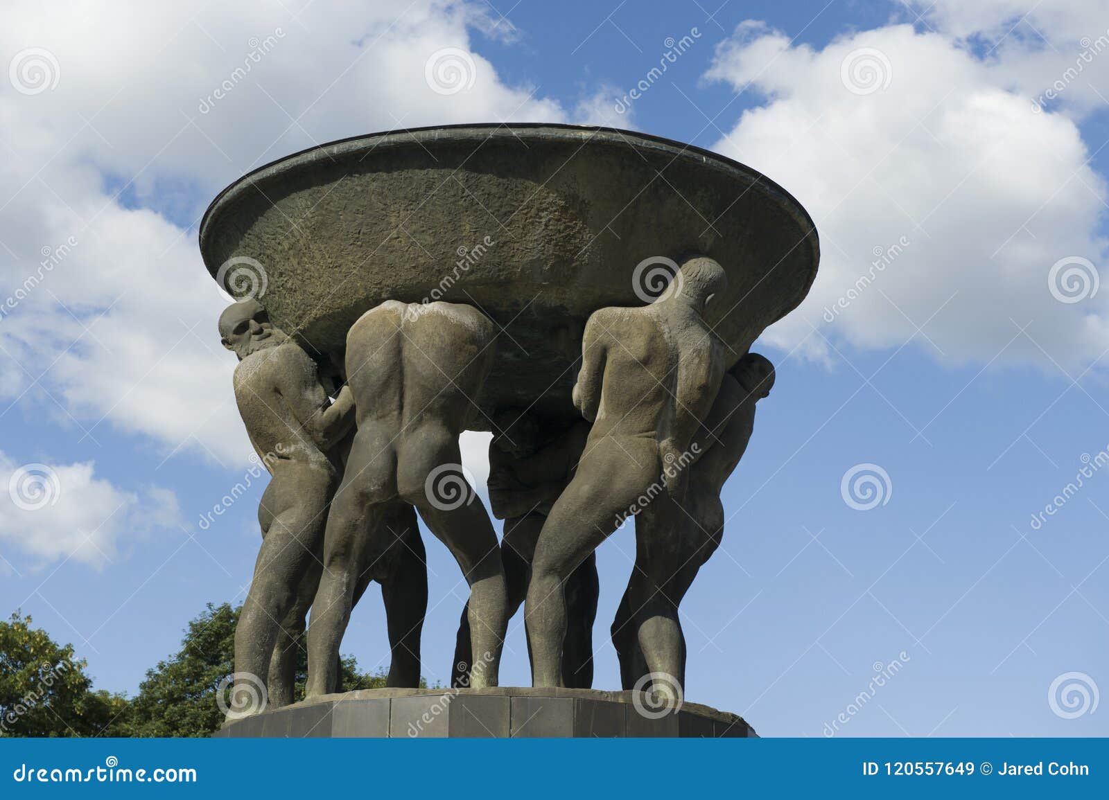 Famous Statue of Humans in Norway Editorial Stock Image - Image of ...