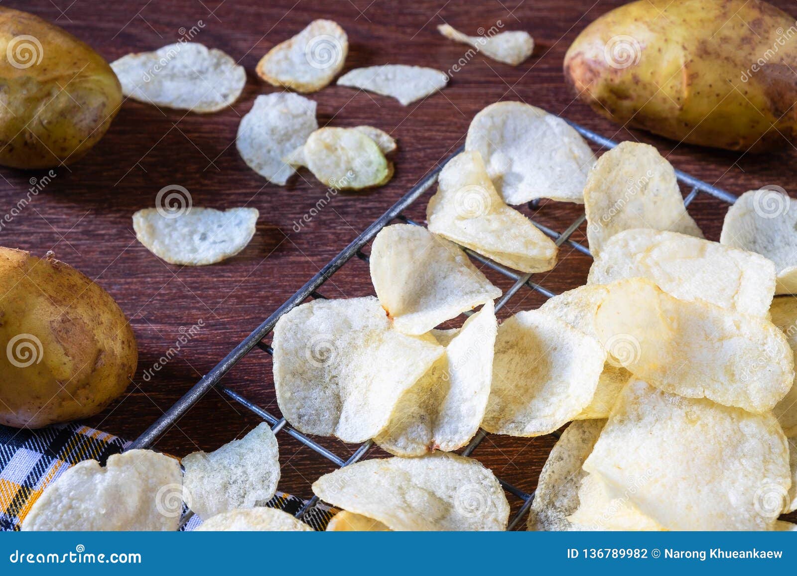 Some Fresh Fried Potato Chips Stock Photo - Image of slice, lunch ...