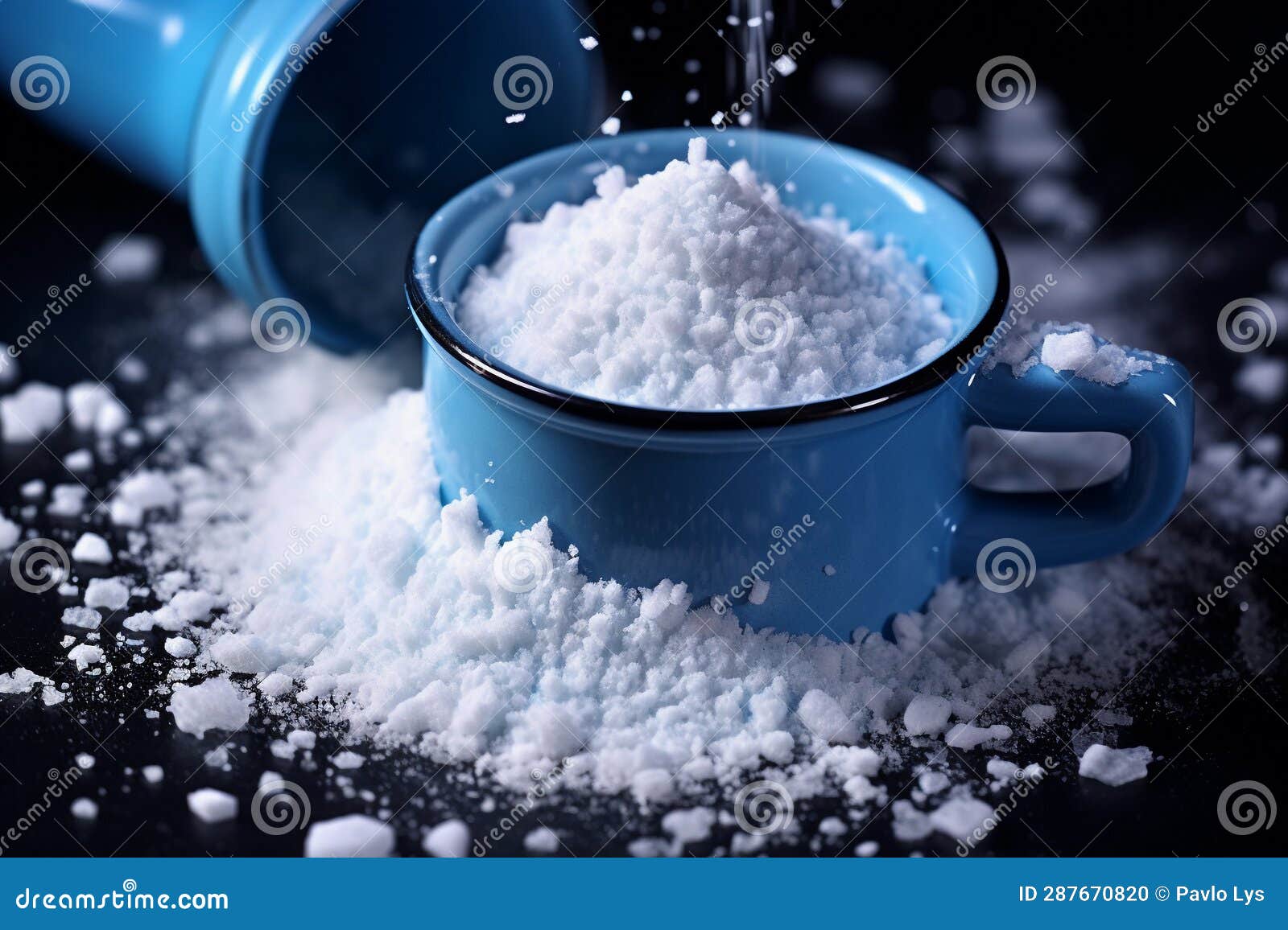 Some Powder Flour in the Blue Measuring Cup Stock Illustration ...