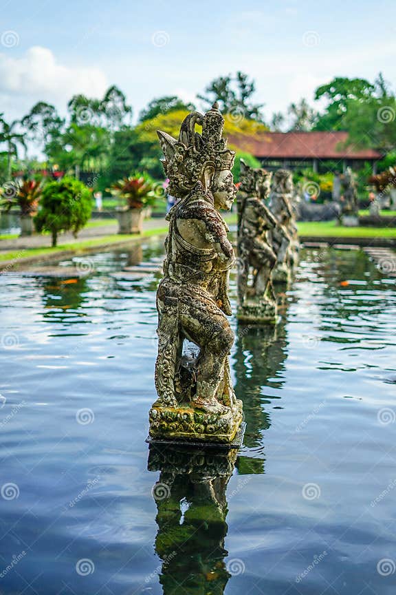 Some Statues in the Middle of Pool Stock Photo - Image of reflection ...