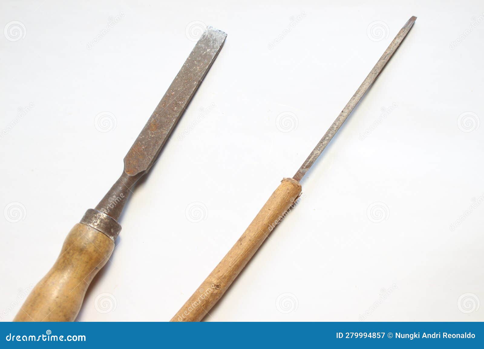 These Two Tools Are Commonly Used In Human Life In Building Or Making ...