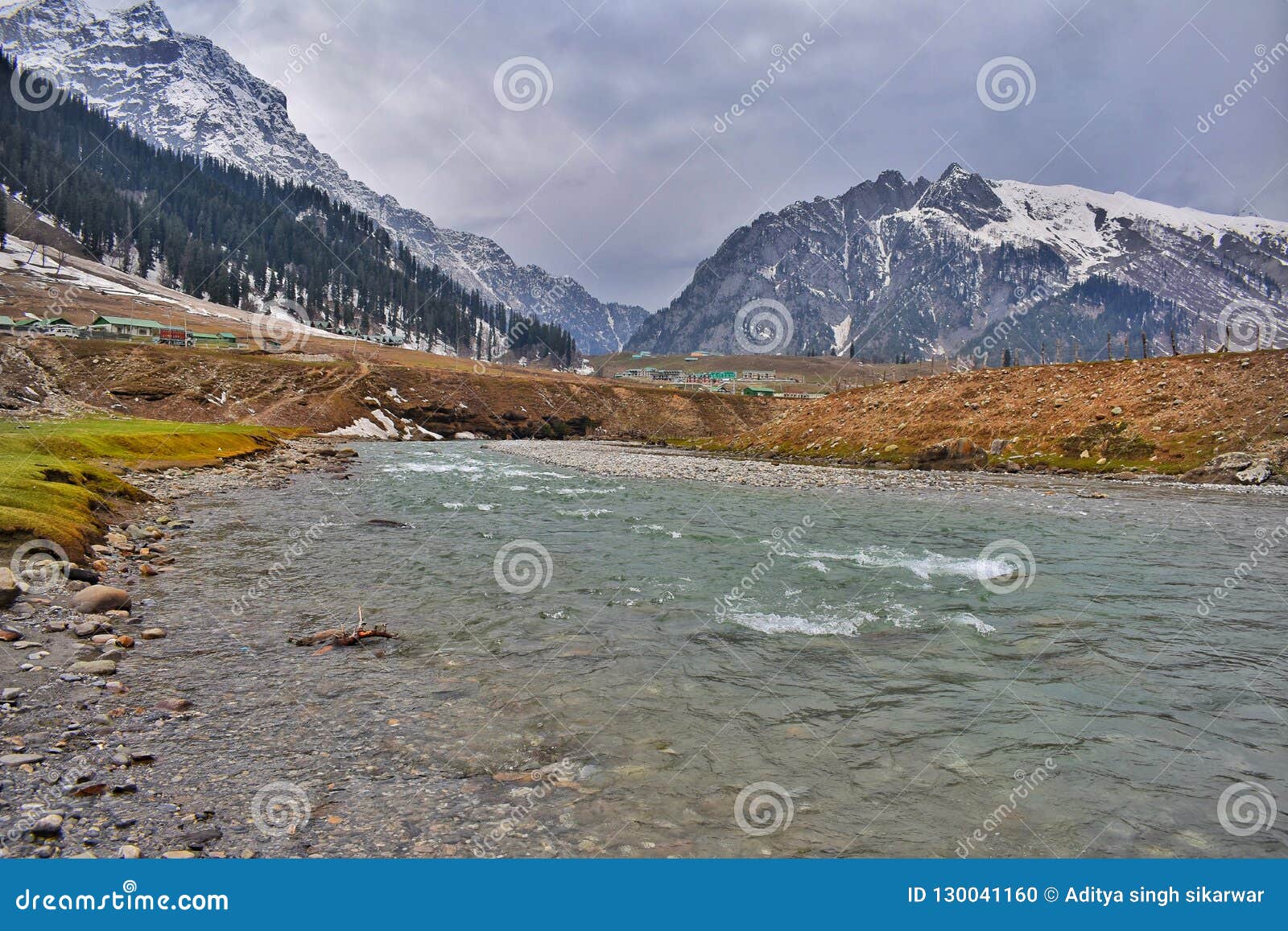 Sonamarg valley stock photo. Image of kashmir, valley - 130041160