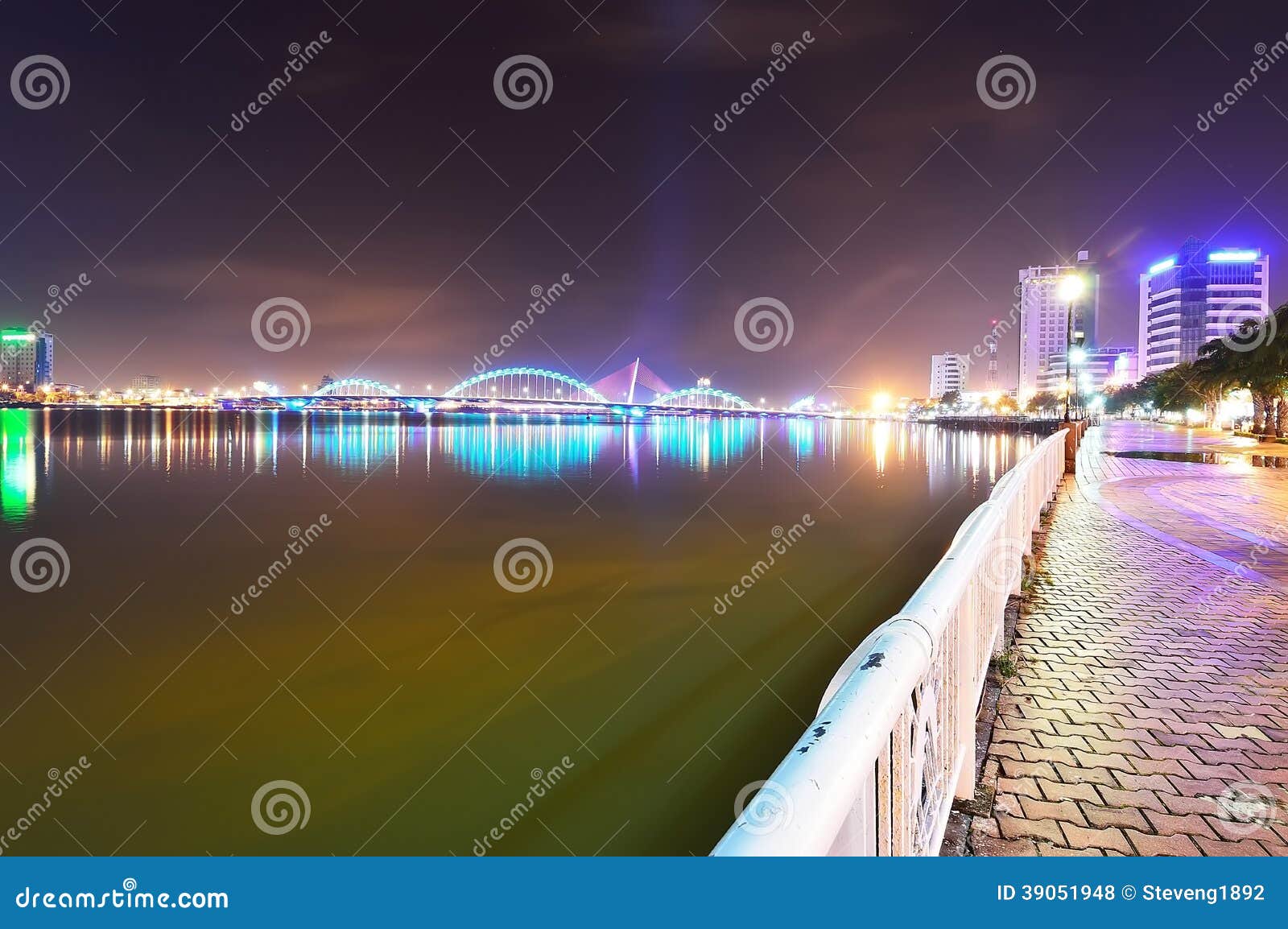 Song Han Bridge at Night in Danang Stock Photo - Image of architecture ...