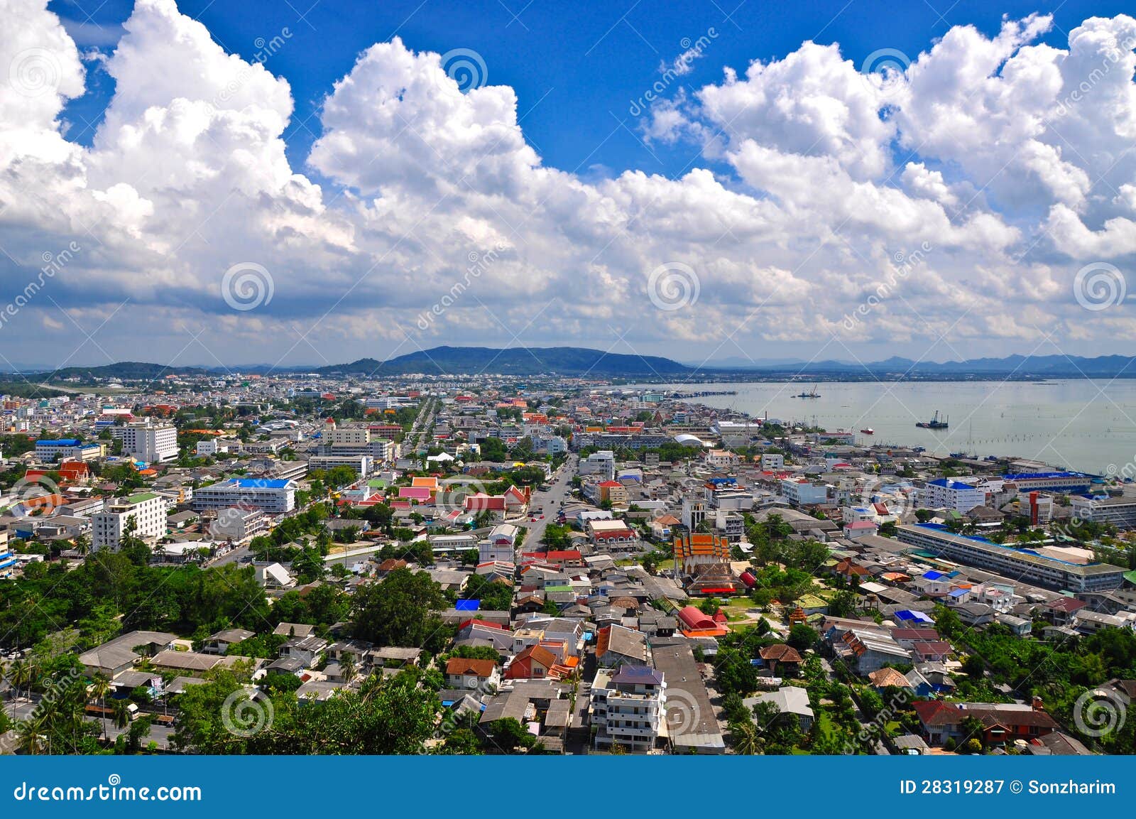 Songkhla Town editorial photography. Image of metropolis - 28319287