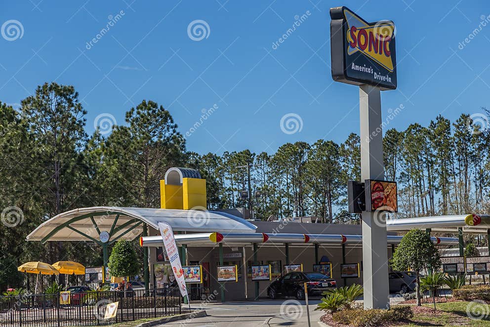 Sonic Drive in Restaurant image stock éditorial. Image du détail - 86405509