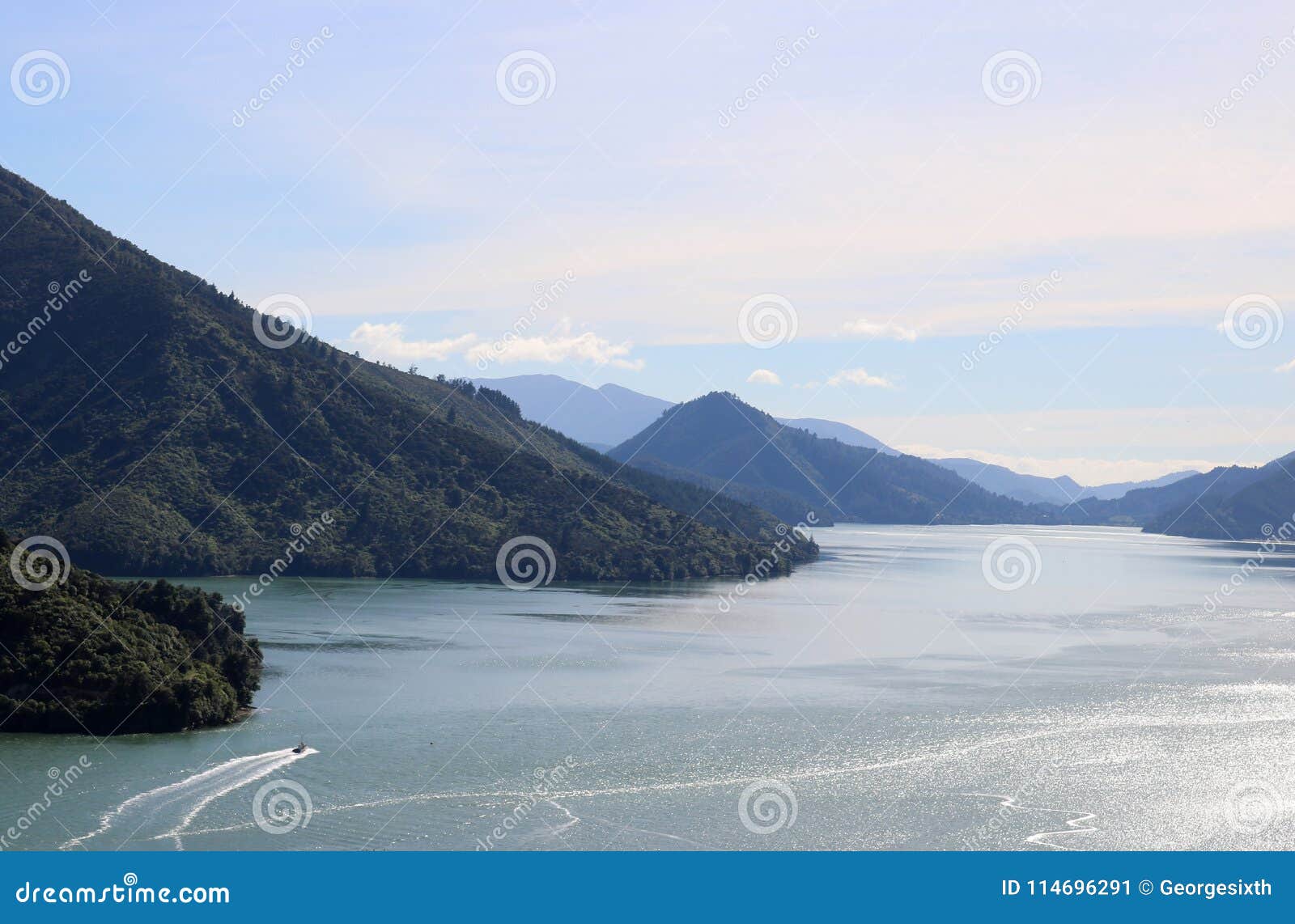 Sonido De Pelorus De Cullen Point Lookout NZ Imagen de archivo - Imagen ...