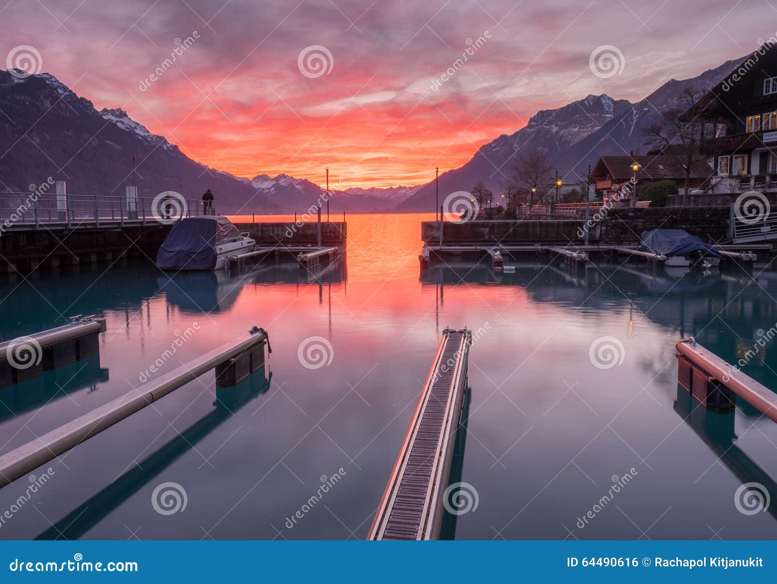 Sonnenuntergang am See Brienz, Die Schweiz Stockfoto - Bild von bunt ...